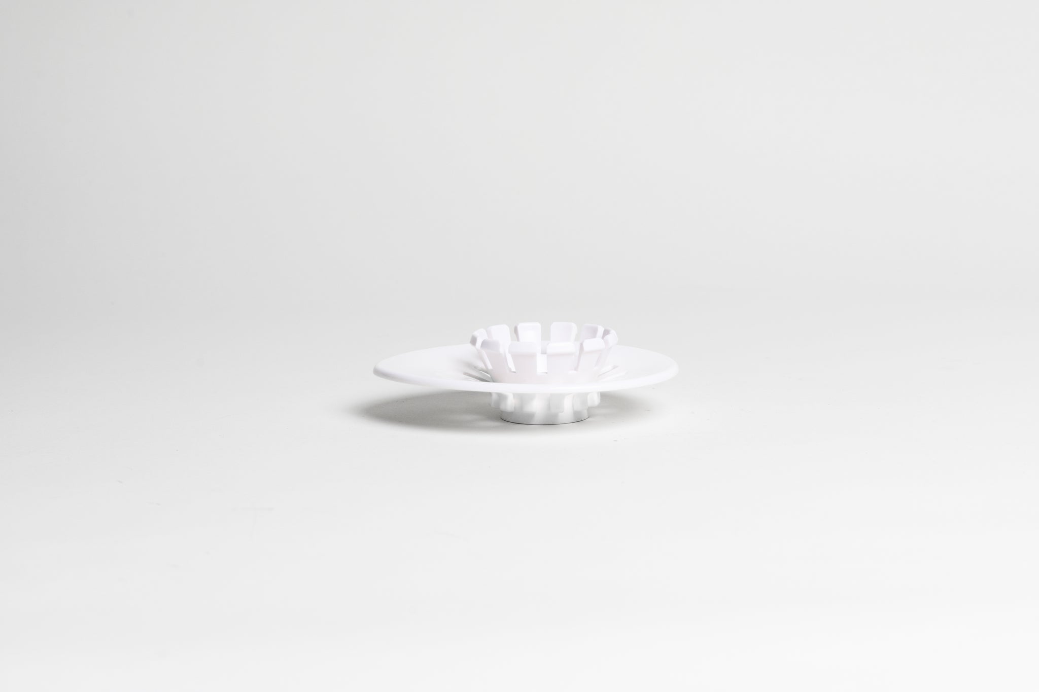 V60 "Suiren" Coffee Dripper Base – Hario USA